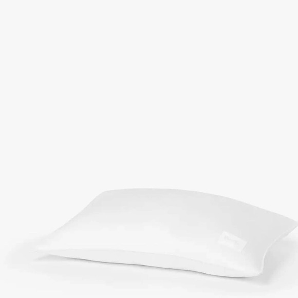 Buffy | Bedding | Nwt Buffy King Cloud Pillow Medium | Poshmark